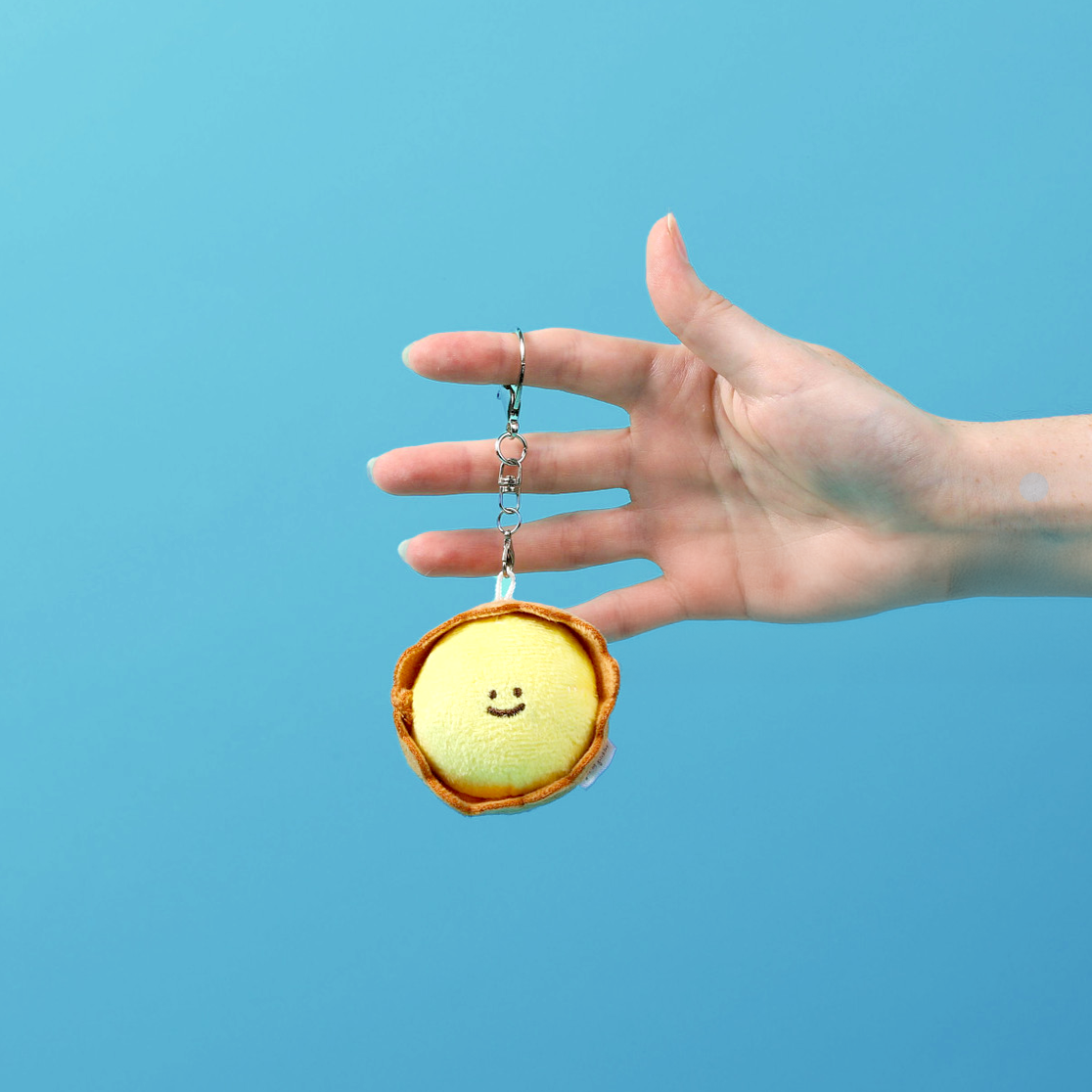 Mini Dan Tat Egg Tart Plushie Keychain – A Jar of Pickles